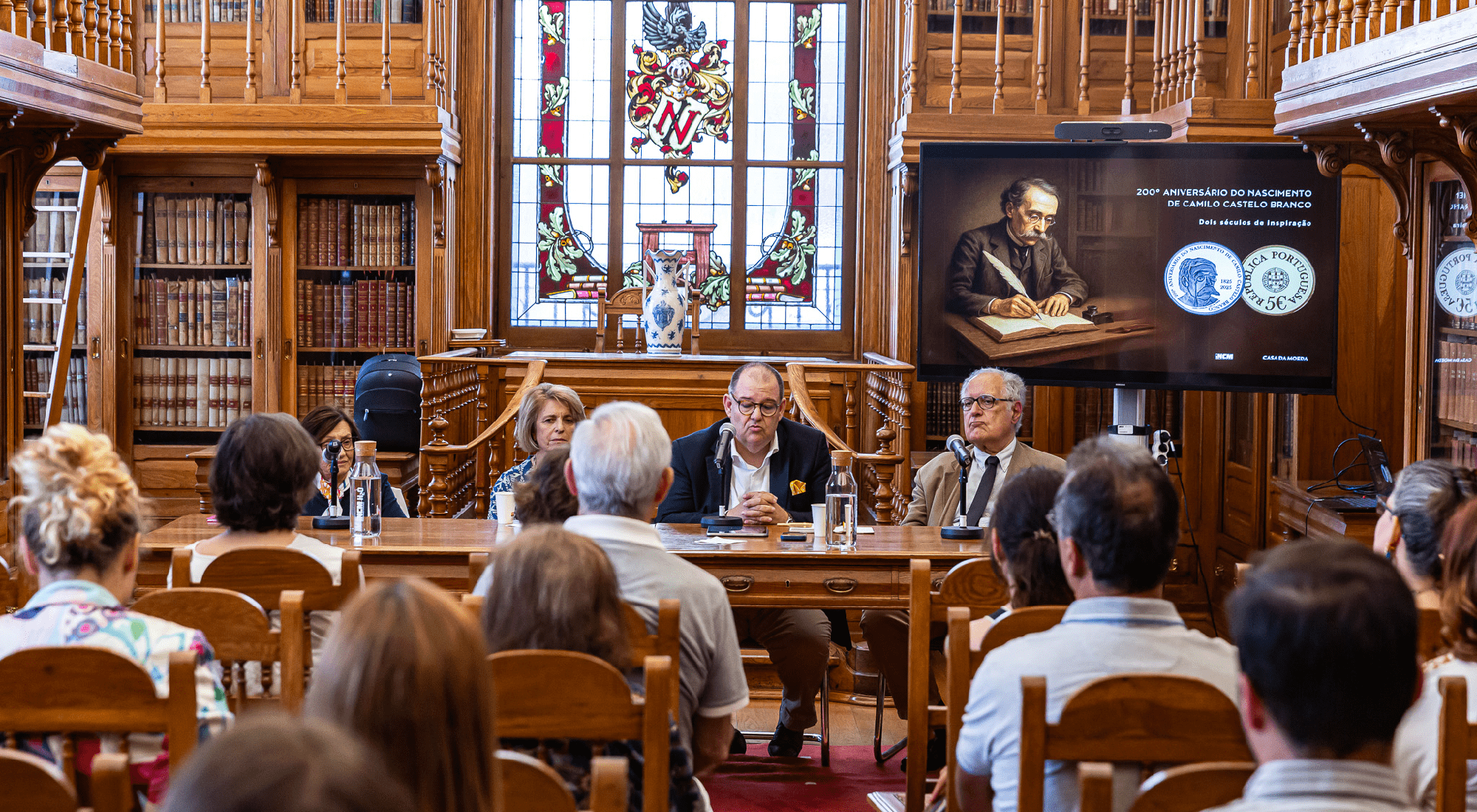 Moeda comemorativa do 200.º Aniversário do Nascimento de Camilo Castelo ...